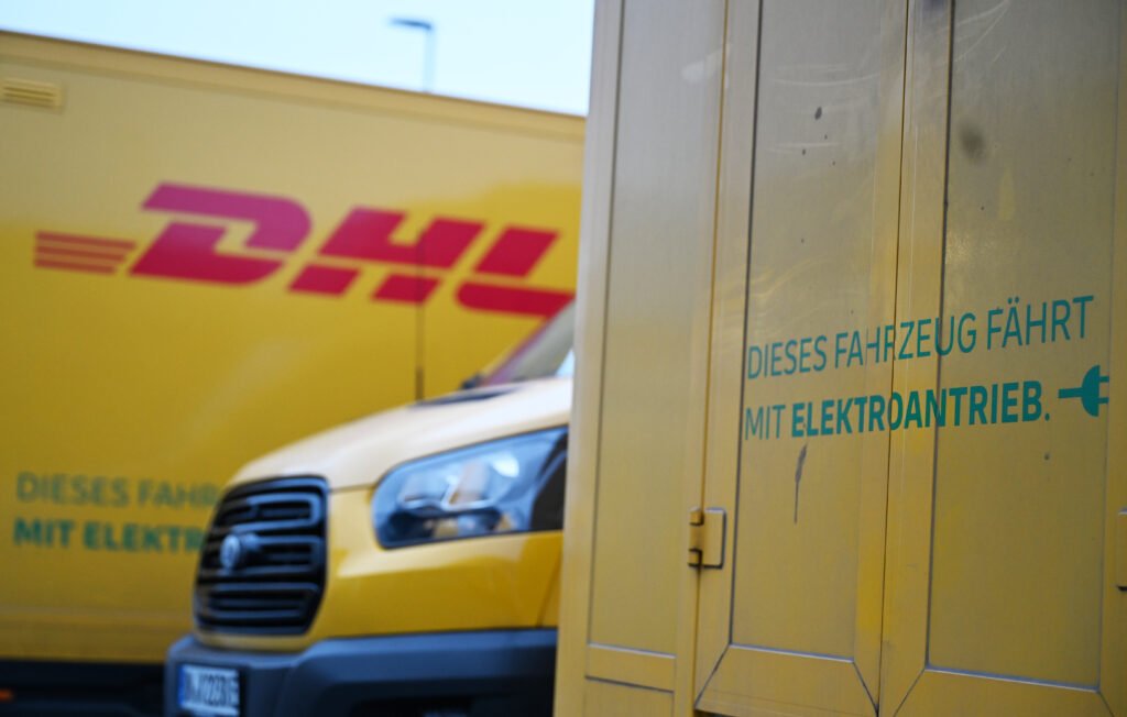 German parcel industry increasingly using electric vehicles | Baltic News